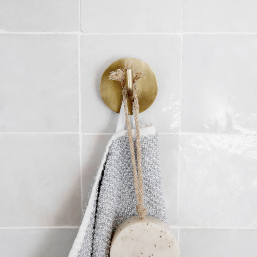 Krog fra House Doctor i messing-Text | Boliglover.dk